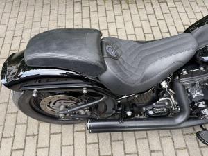 Black Harley-Davidson Fat Boy 2010 in Vilnius, with an engine capacity of 1.58 L and mileage of 69 thousand km for 8500 €, photo 6 on AUTOMOTO.COM.LV