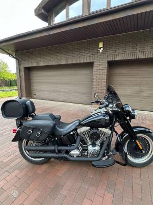 Black Harley-Davidson Fat Boy 2015 in Druskininkai, with an engine capacity of 1.69 L and mileage of 8 thousand km for 10900 €, photo 5 on AUTOMOTO.COM.LV
