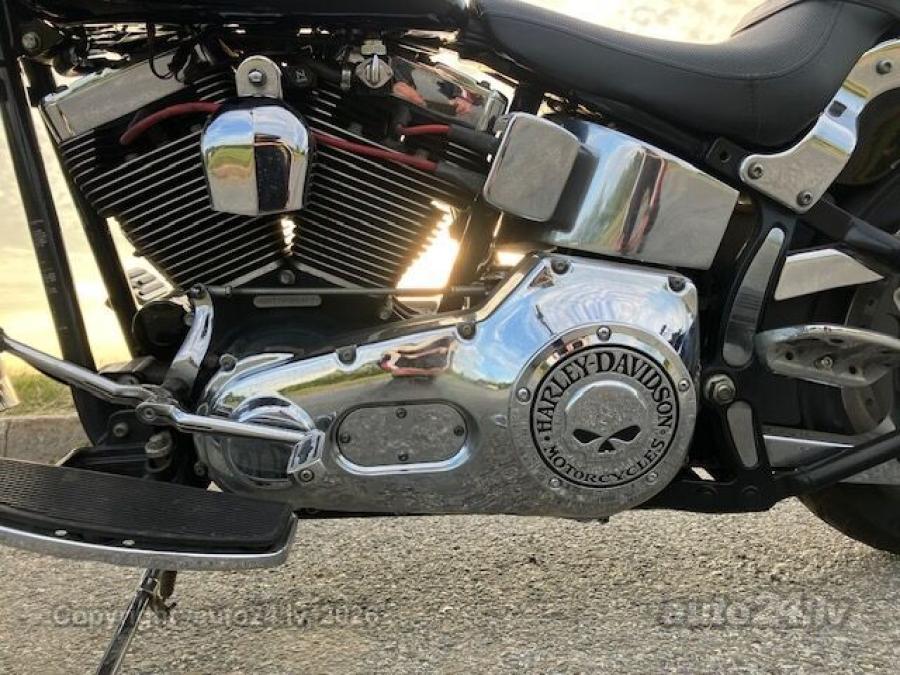 Harley-Davidson Fat Boy 2000 in Tallinn, with an engine capacity of 1.45 L and mileage of 0 thousand km for 6200 €, photo 6 on AUTOMOTO.COM.LV