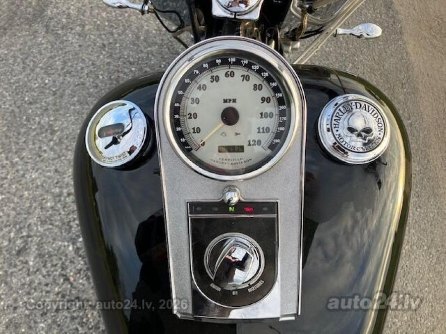 Harley-Davidson Fat Boy 2000 in Tallinn, with an engine capacity of 1.45 L and mileage of 0 thousand km for 6200 €, photo 7 on AUTOMOTO.COM.LV