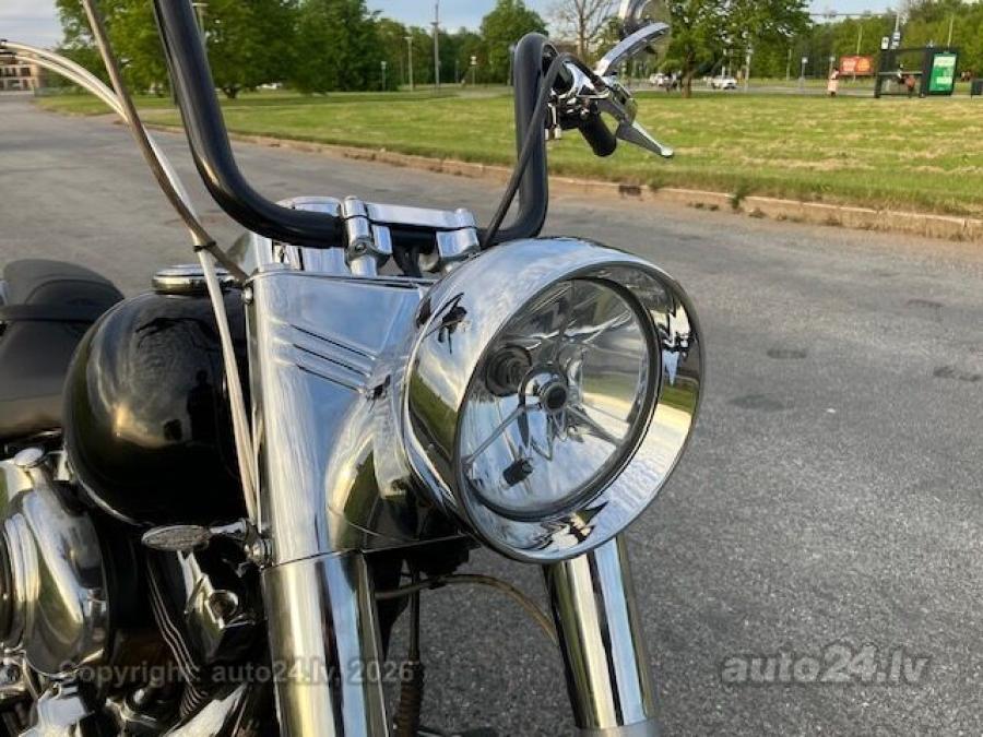 Harley-Davidson Fat Boy 2000 in Tallinn, with an engine capacity of 1.45 L and mileage of 0 thousand km for 6200 €, photo 10 on AUTOMOTO.COM.LV