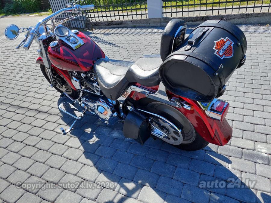 Harley-Davidson Fat Boy 2001 in Tallinn, with an engine capacity of 1.45 L and mileage of 26 thousand km for 7300 €, photo 5 on AUTOMOTO.COM.LV