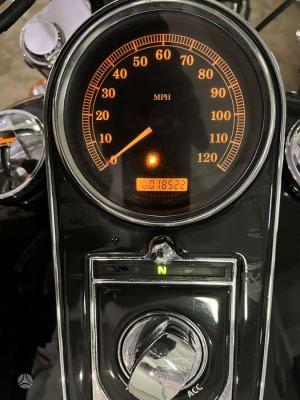Harley-Davidson Fat Boy 2004 in Siauliai, with an engine capacity of 1.45 L and mileage of 30 thousand km for 6306 €, photo 9 on AUTOMOTO.COM.LV