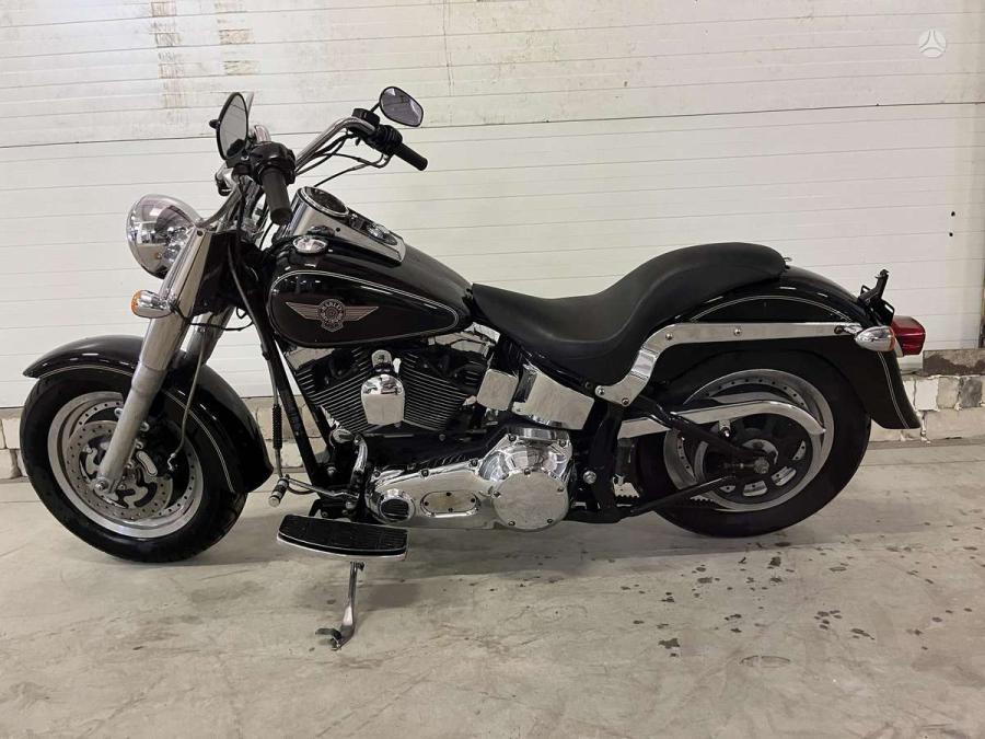 Harley-Davidson Fat Boy 2004 in Siauliai, with an engine capacity of 1.45 L and mileage of 30 thousand km for 6306 €, photo 12 on AUTOMOTO.COM.LV