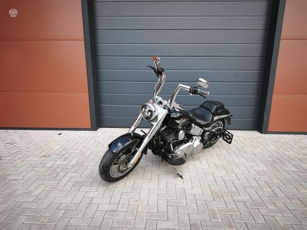 Harley-Davidson Fat Boy 2014 in Siauliai, with an engine capacity of 1.69 L and mileage of 29 thousand km for 10200 €, photo 2 on AUTOMOTO.COM.LV