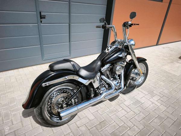 Harley-Davidson Fat Boy 2014 in Siauliai, with an engine capacity of 1.69 L and mileage of 29 thousand km for 10200 €, photo 6 on AUTOMOTO.COM.LV