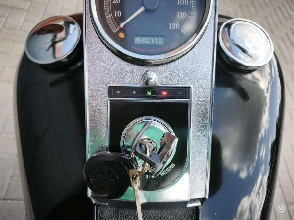 Harley-Davidson Fat Boy 2014 in Siauliai, with an engine capacity of 1.69 L and mileage of 29 thousand km for 10200 €, photo 8 on AUTOMOTO.COM.LV