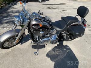 Harley-Davidson Fat Boy 2016 in Riga, with an engine capacity of 1.60 L and mileage of 0 thousand km for 15000 €, photo 4 on AUTOMOTO.COM.LV