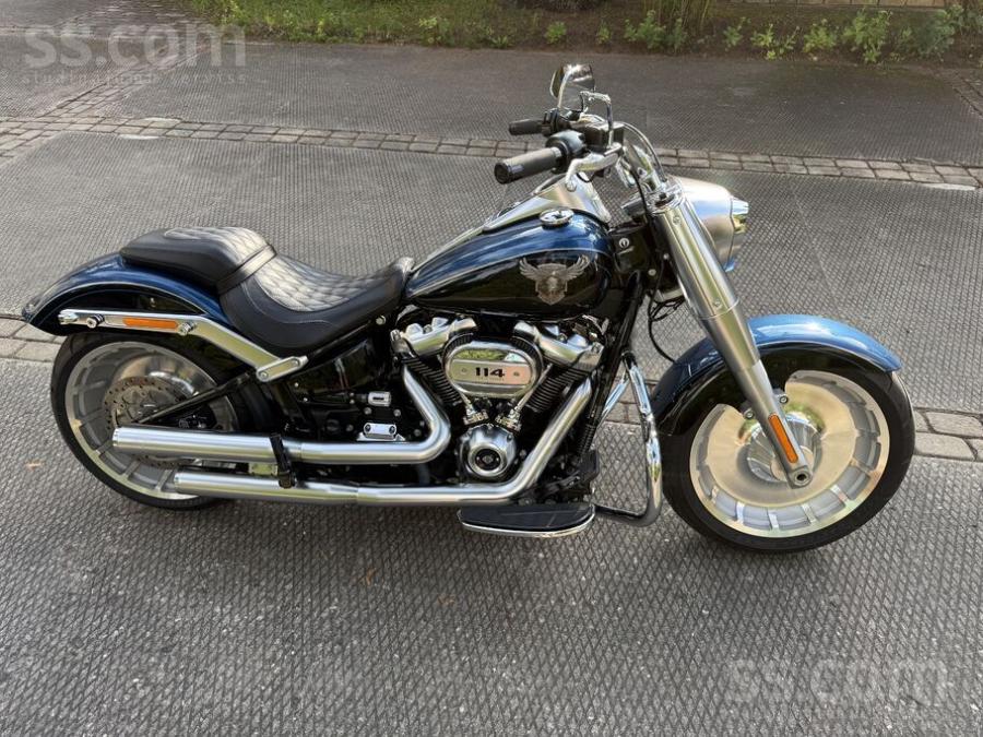 Harley-Davidson Fat Boy 2018 in Jurmala, with an engine capacity of 1.87 L and mileage of 0 thousand km for 25000 €, photo 1 on AUTOMOTO.COM.LV