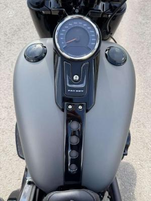 Harley-Davidson Fat Boy 2018 Mažeikiai, ar dzinēja tilpumu 1.75 L un nobraukumu 8 tūkst. km par 19800 €, foto 12 vietnē AUTOMOTO.COM.LV