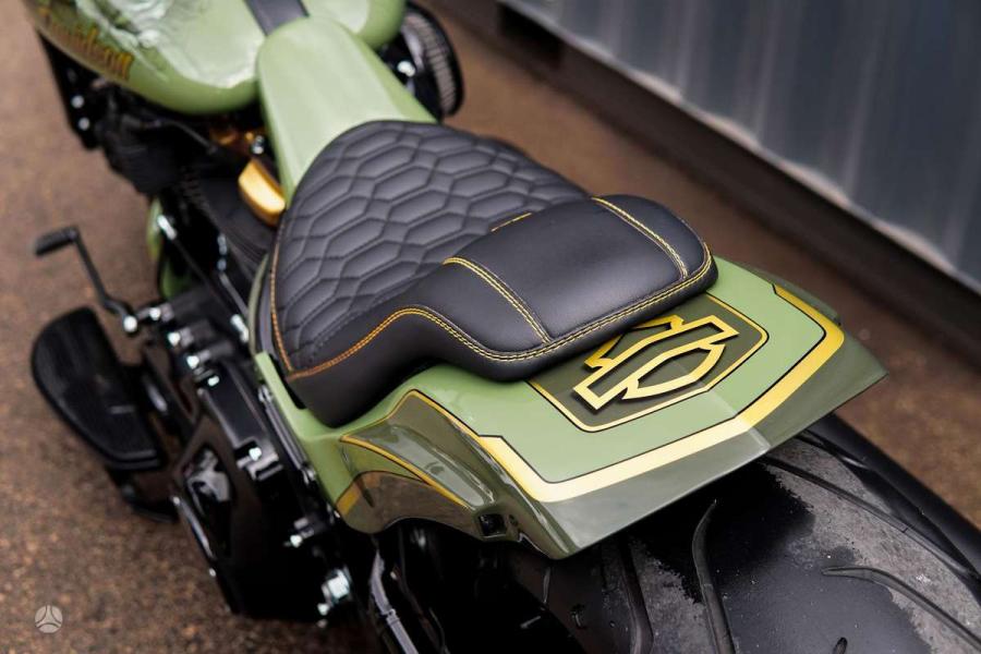 Harley-Davidson Fat Boy 2019 in Kaunas, with an engine capacity of 1.87 L and mileage of 8 thousand km for 22700 €, photo 12 on AUTOMOTO.COM.LV