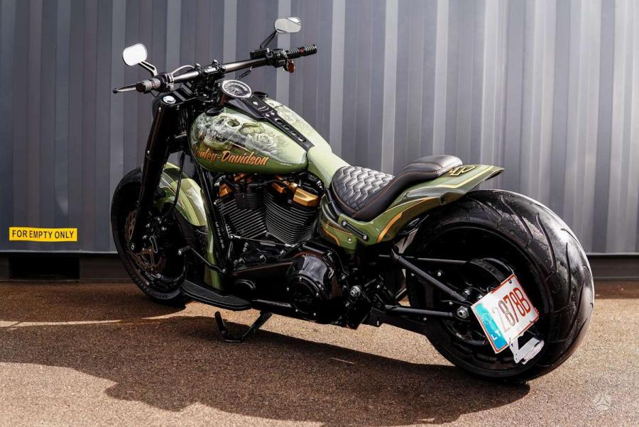 Harley-Davidson Fat Boy 2019 in Kaunas, with an engine capacity of 1.87 L and mileage of 8 thousand km for 22700 €, photo 13 on AUTOMOTO.COM.LV