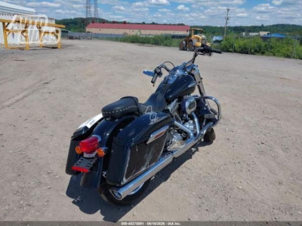 Black Harley-Davidson FLD 0 in Klaipeda, with an engine capacity of 0.00 L and mileage of 0 thousand km for 5250 €, photo 9 on AUTOMOTO.COM.LV