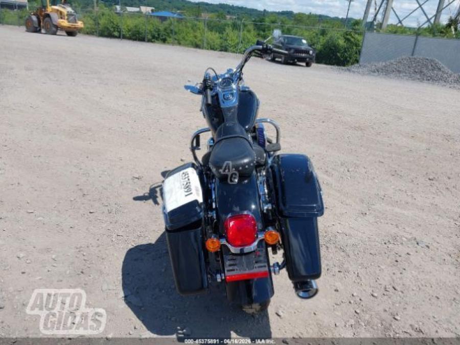 Black Harley-Davidson FLD in Klaipeda, with an engine capacity of 0.00 L and mileage of 0 thousand km for 5250 €, photo 8 on AUTOMOTO.COM.LV
