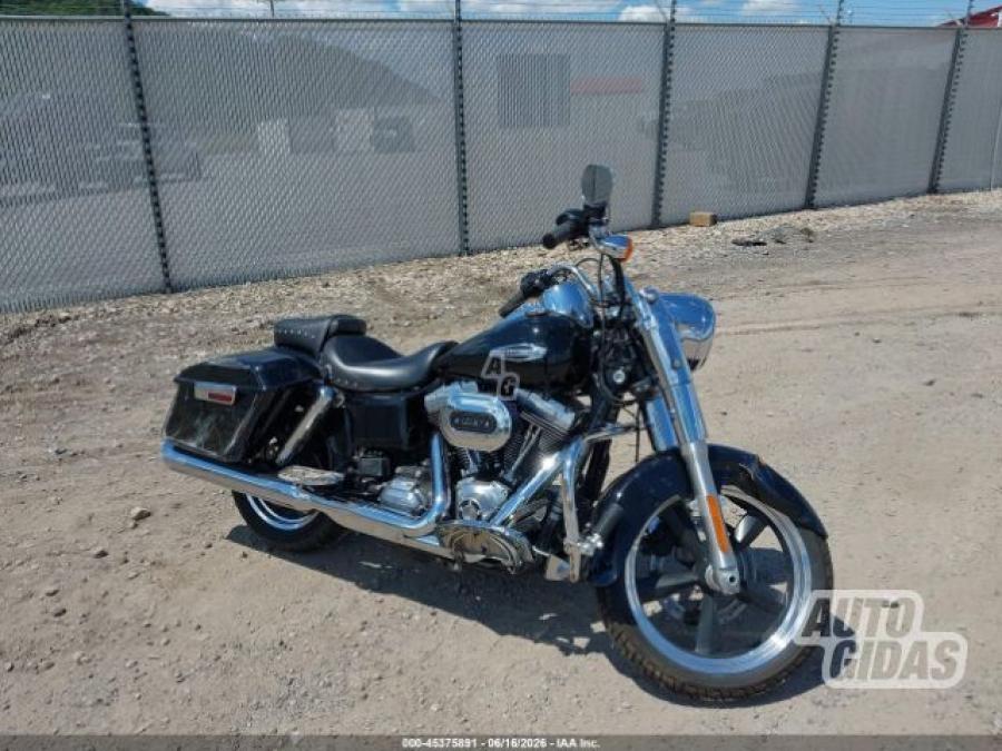 Black Harley-Davidson FLD in Klaipeda, with an engine capacity of 0.00 L and mileage of 0 thousand km for 5250 €, photo 13 on AUTOMOTO.COM.LV