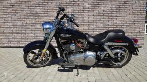Black Harley-Davidson FLD 2012 in Kaunas, with an engine capacity of 1.69 L and mileage of 8 thousand km for 8500 €, photo 8 on AUTOMOTO.COM.LV