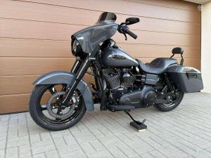 Pelēks Harley-Davidson FLD 2016 Viļņa, ar dzinēja tilpumu 1.70 L un nobraukumu 22 tūkst. km par 9300 €, foto 9 vietnē AUTOMOTO.COM.LV