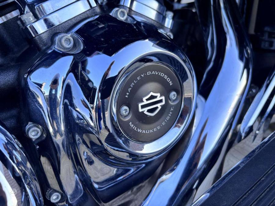 Harley-Davidson FLH 2019 in Gargzdai, with an engine capacity of 1.92 L and mileage of 11 thousand km for 24999 €, photo 14 on AUTOMOTO.COM.LV