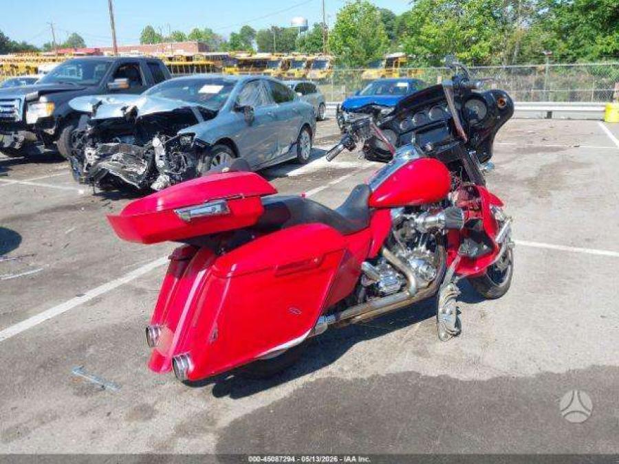 Red Harley-Davidson FLH 2014 in Klaipeda, with an engine capacity of 1.69 L and mileage of 64 thousand km for 3500 €, photo 5 on AUTOMOTO.COM.LV