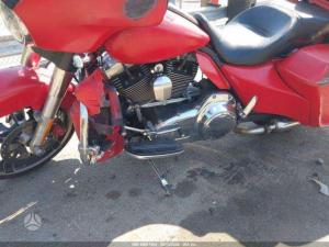 Red Harley-Davidson FLH 2014 in Klaipeda, with an engine capacity of 1.69 L and mileage of 64 thousand km for 3500 €, photo 15 on AUTOMOTO.COM.LV