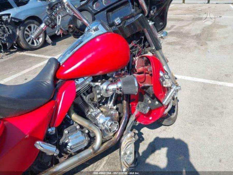 Red Harley-Davidson FLH 2014 in Klaipeda, with an engine capacity of 1.69 L and mileage of 64 thousand km for 3500 €, photo 18 on AUTOMOTO.COM.LV
