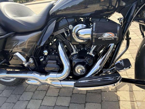 Harley-Davidson FLHR 2014 Kėdainiai, ar dzinēja tilpumu 1.80 L un nobraukumu 30 tūkst. km par 12222 €, foto 6 vietnē AUTOMOTO.COM.LV