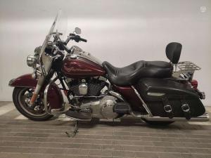 Red Harley-Davidson FLHR 2008 in Kaunas, with an engine capacity of 1.58 L and mileage of 53 thousand km for 5800 €, photo  on AUTOMOTO.COM.LV