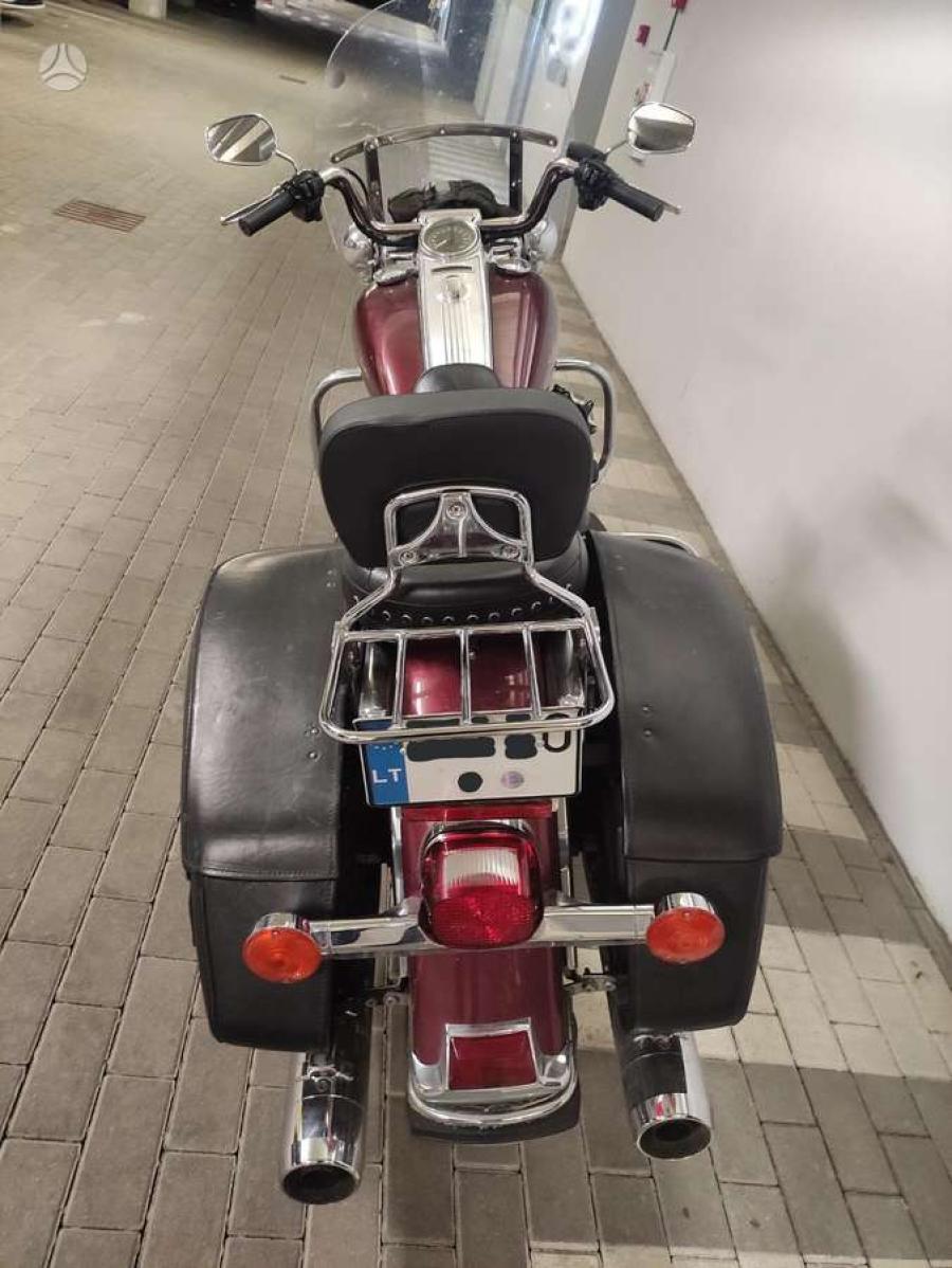 Red Harley-Davidson FLHR 2008 in Kaunas, with an engine capacity of 1.58 L and mileage of 53 thousand km for 5800 €, photo 3 on AUTOMOTO.COM.LV