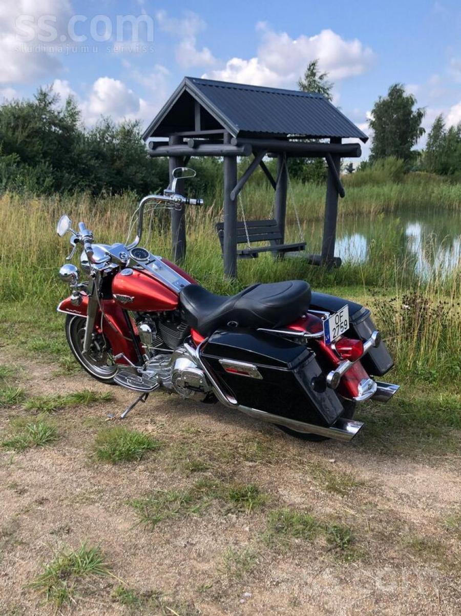 Harley-Davidson FLHRCI 2000 in Riga, with an engine capacity of 1.45 L and mileage of 0 thousand km for 7590 €, photo 3 on AUTOMOTO.COM.LV
