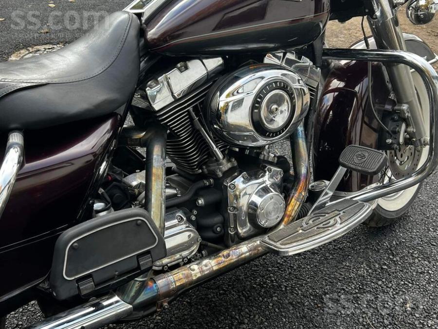 Harley-Davidson FLHRCI 2006 in Daugavpils, with an engine capacity of 1.45 L and mileage of 0 thousand km for 6500 €, photo 9 on AUTOMOTO.COM.LV