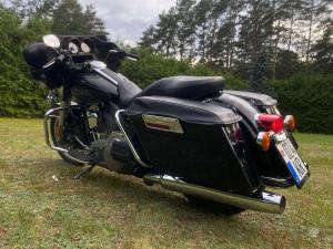 Black Harley-Davidson FLHT 2009 in Vilnius, with an engine capacity of 1.58 L and mileage of 77 thousand km for 6400 €, photo 6 on AUTOMOTO.COM.LV