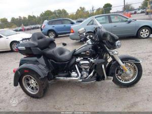 Black Harley-Davidson FLHT 2022 in Klaipeda, with an engine capacity of 1.87 L and mileage of 17 thousand km for 10000 €, photo 11 on AUTOMOTO.COM.LV