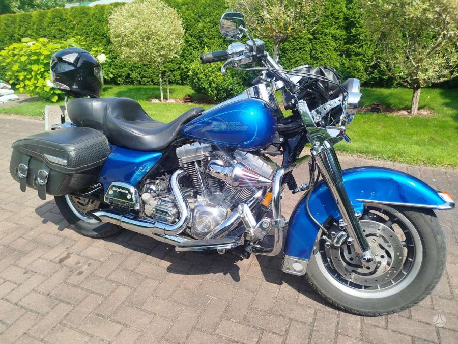 Blue Harley-Davidson FLHT 2006 in Vilnius, with an engine capacity of 1.45 L and mileage of 23 thousand km for 4400 €, photo 1 on AUTOMOTO.COM.LV
