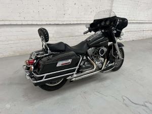 Harley-Davidson FLHT 2002 Šauļi, ar dzinēja tilpumu 1.45 L un nobraukumu 35 tūkst. km par 5156 €, foto 2 vietnē AUTOMOTO.COM.LV