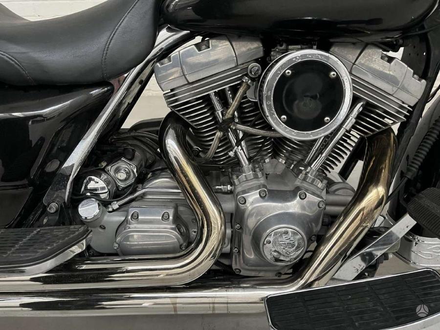 Harley-Davidson FLHT 2002 Šauļi, ar dzinēja tilpumu 1.45 L un nobraukumu 35 tūkst. km par 5156 €, foto 10 vietnē AUTOMOTO.COM.LV
