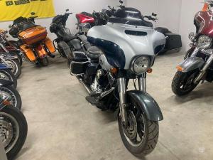 Harley-Davidson FLHT 2014 Šauļi, ar dzinēja tilpumu 0.00 L un nobraukumu 32 tūkst. km par 6900 €, foto  vietnē AUTOMOTO.COM.LV
