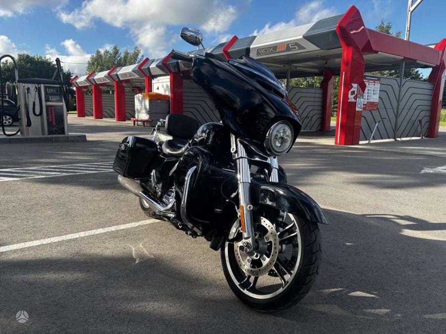 Harley-Davidson FLHT 2016 in Plunge, with an engine capacity of 1.69 L and mileage of 29 thousand km for 10499 €, photo 1 on AUTOMOTO.COM.LV