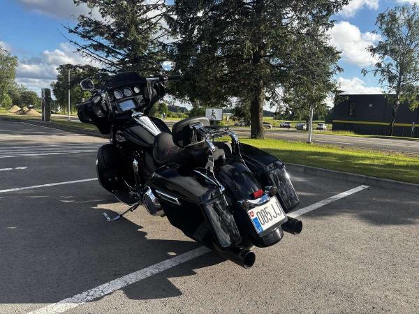 Harley-Davidson FLHT 2016 in Plunge, with an engine capacity of 1.69 L and mileage of 29 thousand km for 10499 €, photo 4 on AUTOMOTO.COM.LV