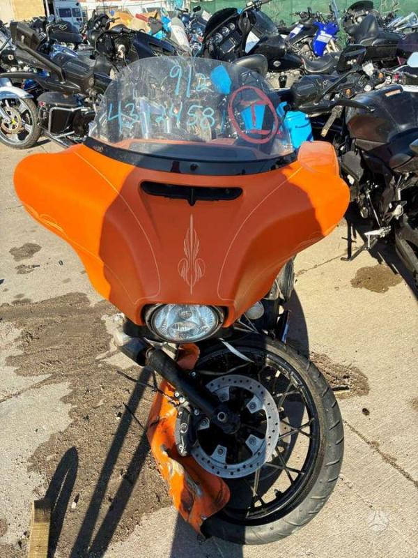 Harley-Davidson FLHT 2019 Klaipėda, ar dzinēja tilpumu 0.00 L un nobraukumu 19 tūkst. km par 7200 €, foto 3 vietnē AUTOMOTO.COM.LV