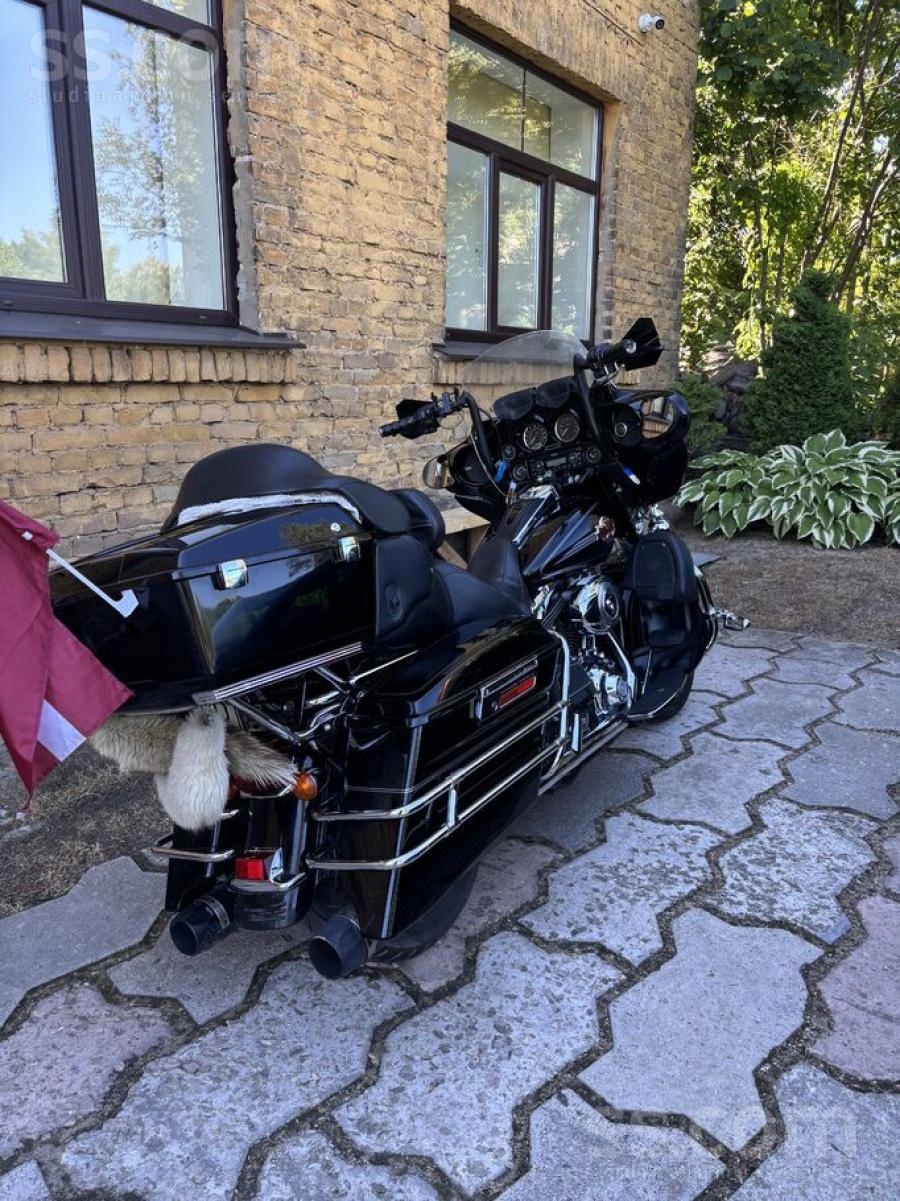 Harley-Davidson FLHTCU 2007 in Riga, with an engine capacity of 1.58 L and mileage of 0 thousand km for 7100 €, photo 6 on AUTOMOTO.COM.LV