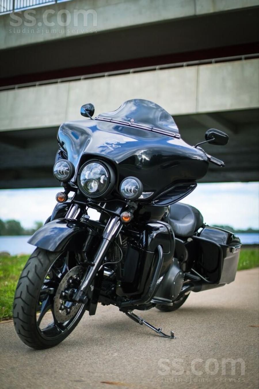 Harley-Davidson FLHTCU 2010 in Riga, with an engine capacity of 1.59 L and mileage of 0 thousand km for 14000 €, photo 1 on AUTOMOTO.COM.LV
