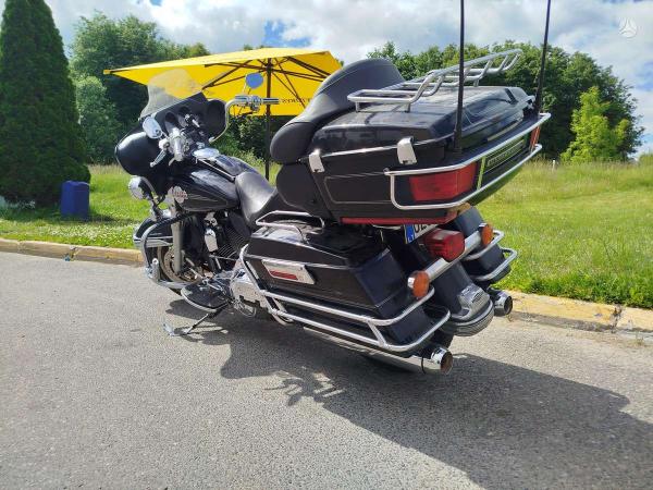 Black Harley-Davidson Flhtcui 2007 in Vilnius, with an engine capacity of 1.58 L and mileage of 80 thousand km for 7000 €, photo 5 on AUTOMOTO.COM.LV