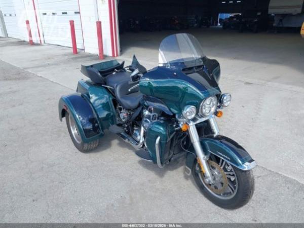 Zaļš Harley-Davidson Flhtcui 0 Klaipėda, ar dzinēja tilpumu 0.00 L un nobraukumu 0 tūkst. km par 8900 €, foto 1 vietnē AUTOMOTO.COM.LV