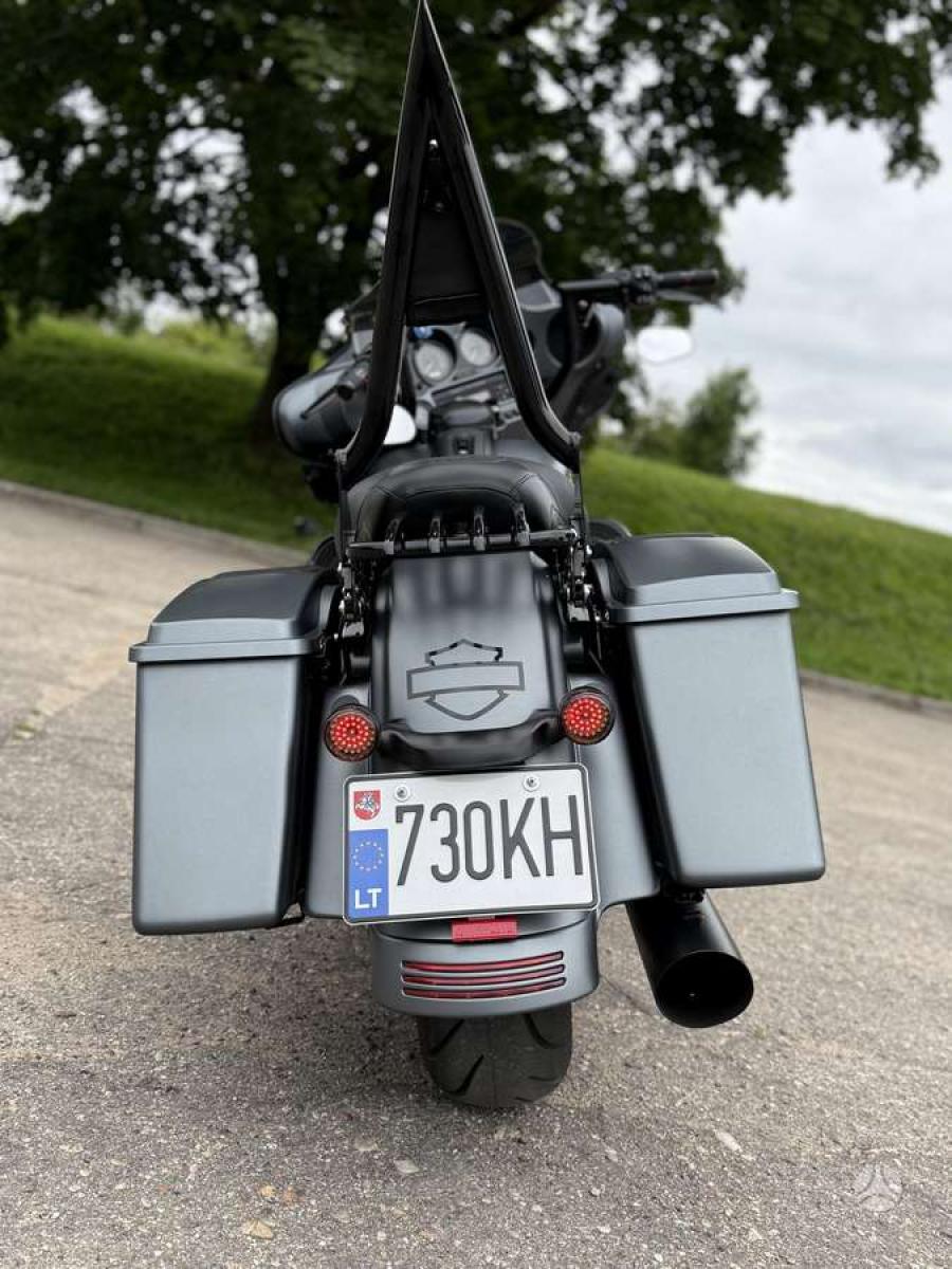 Grey Harley-Davidson Flhtcui 2013 in Kaunas, with an engine capacity of 1.69 L and mileage of 34 thousand km for 11200 €, photo 5 on AUTOMOTO.COM.LV