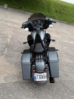 Grey Harley-Davidson Flhtcui 2013 in Kaunas, with an engine capacity of 1.69 L and mileage of 34 thousand km for 11200 €, photo 18 on AUTOMOTO.COM.LV