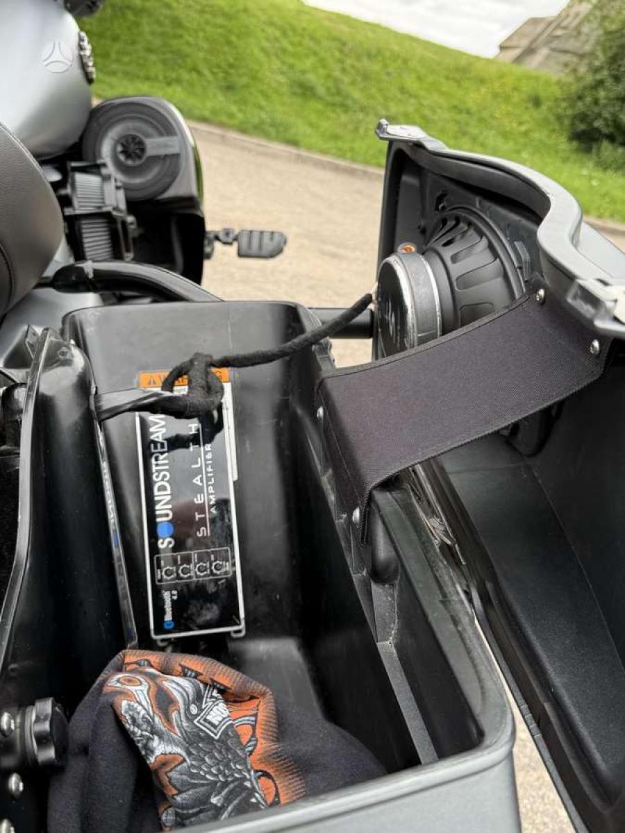 Grey Harley-Davidson Flhtcui 2013 in Kaunas, with an engine capacity of 1.69 L and mileage of 34 thousand km for 11200 €, photo 19 on AUTOMOTO.COM.LV