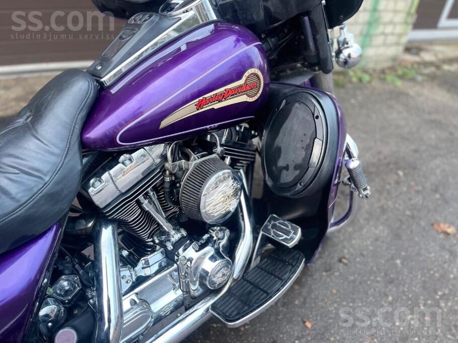 Harley-Davidson Flhtcui 2000 Rīga, ar dzinēja tilpumu 1.45 L un nobraukumu 0 tūkst. km par 7300 €, foto 7 vietnē AUTOMOTO.COM.LV
