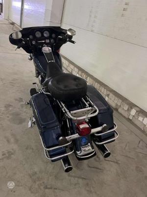 Harley-Davidson Flhtcui 2003 Šauļi, ar dzinēja tilpumu 1.45 L un nobraukumu 40 tūkst. km par 4625 €, foto 4 vietnē AUTOMOTO.COM.LV