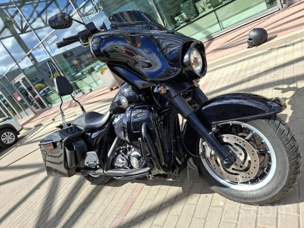 Harley-Davidson Flhtcui 2007 Rīga, ar dzinēja tilpumu 1.58 L un nobraukumu 0 tūkst. km par 10500 €, foto 4 vietnē AUTOMOTO.COM.LV