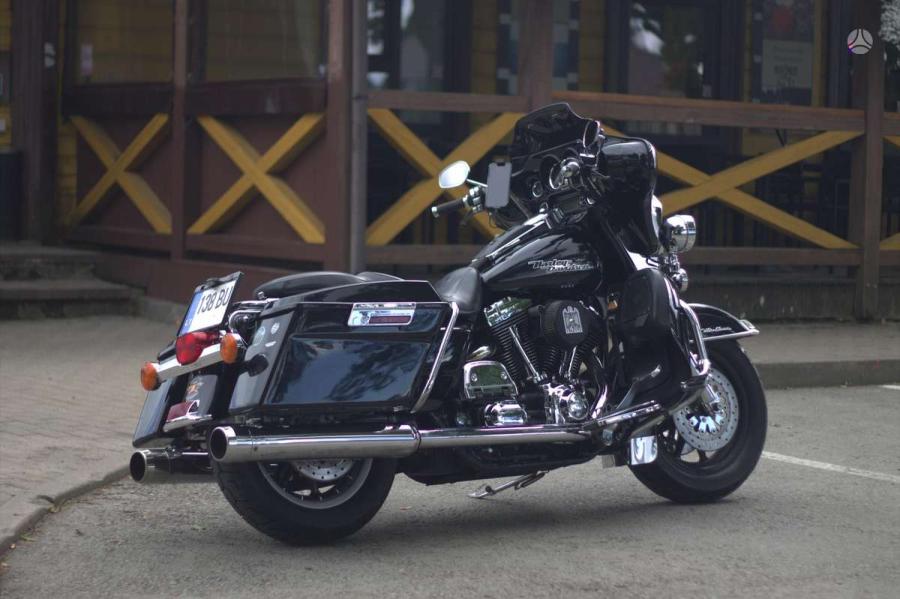 Harley-Davidson Flhtcui 2007 in Kazlu Ruda, with an engine capacity of 0.00 L and mileage of 174 thousand km for 5100 €, photo 4 on AUTOMOTO.COM.LV